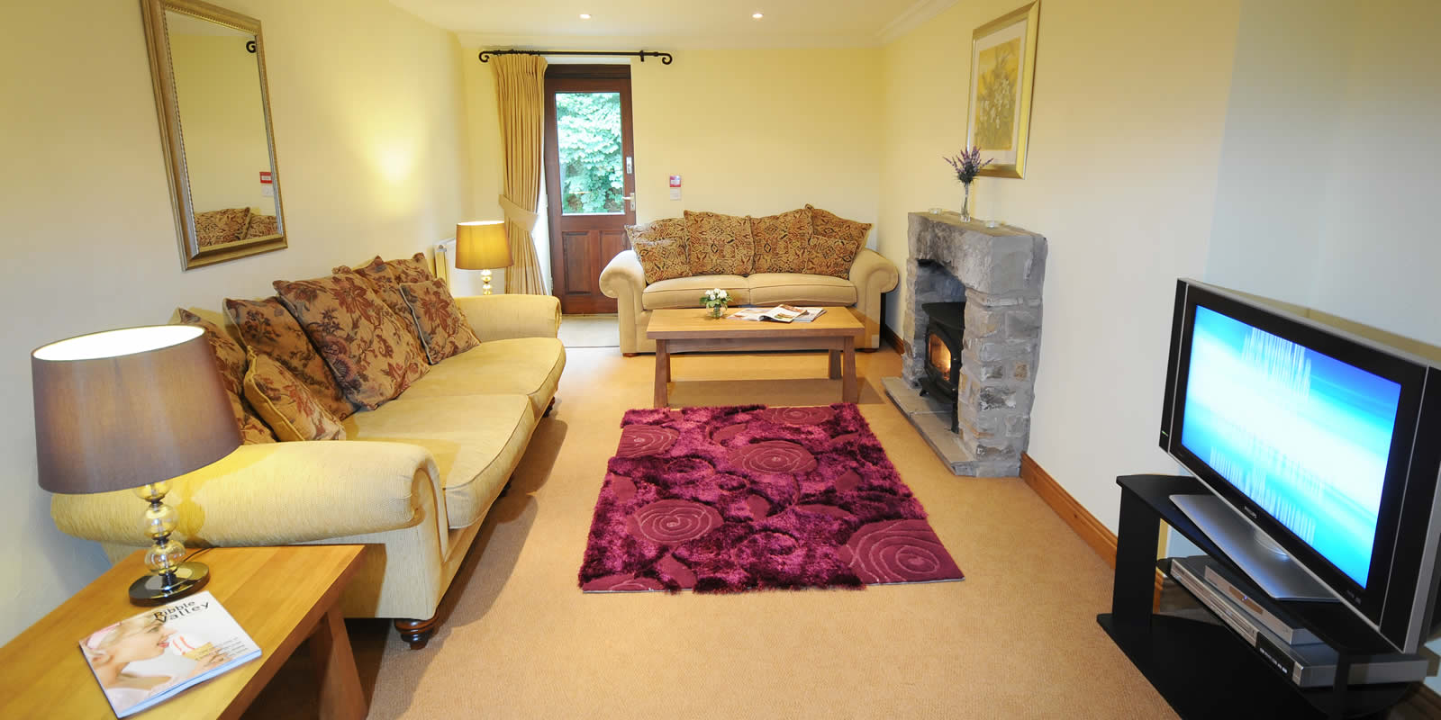 Leagram Lounge - Wolfen Mill Boutique Self Catering